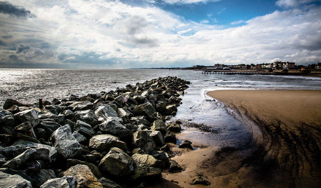 11 Best Family Beaches : Where you can have great time with your Kids