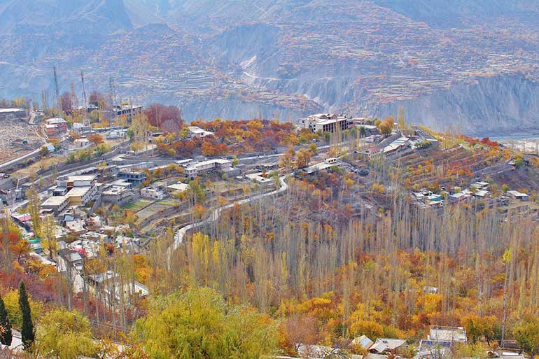 Hunza Valley: Hotels and Weather | Top 10 Places to Visit