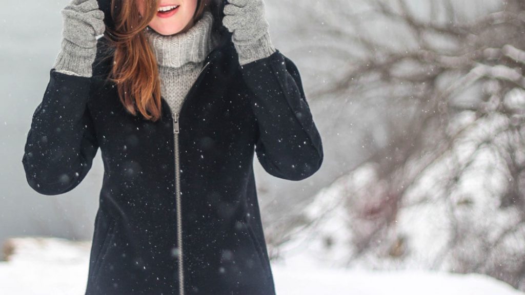 Moisture Wicking Fabric: What It is? | Types, Benefits and Qualities