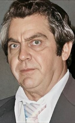 Top 14 Famous Thieves Who Shocked the World - 2025